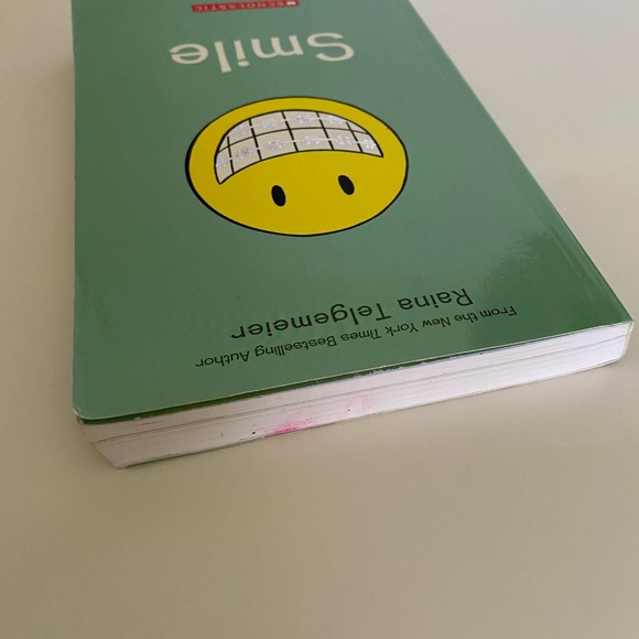 Scholastic | Other | Smile By Raina Telgemeier Graphic Novel | Poshmark